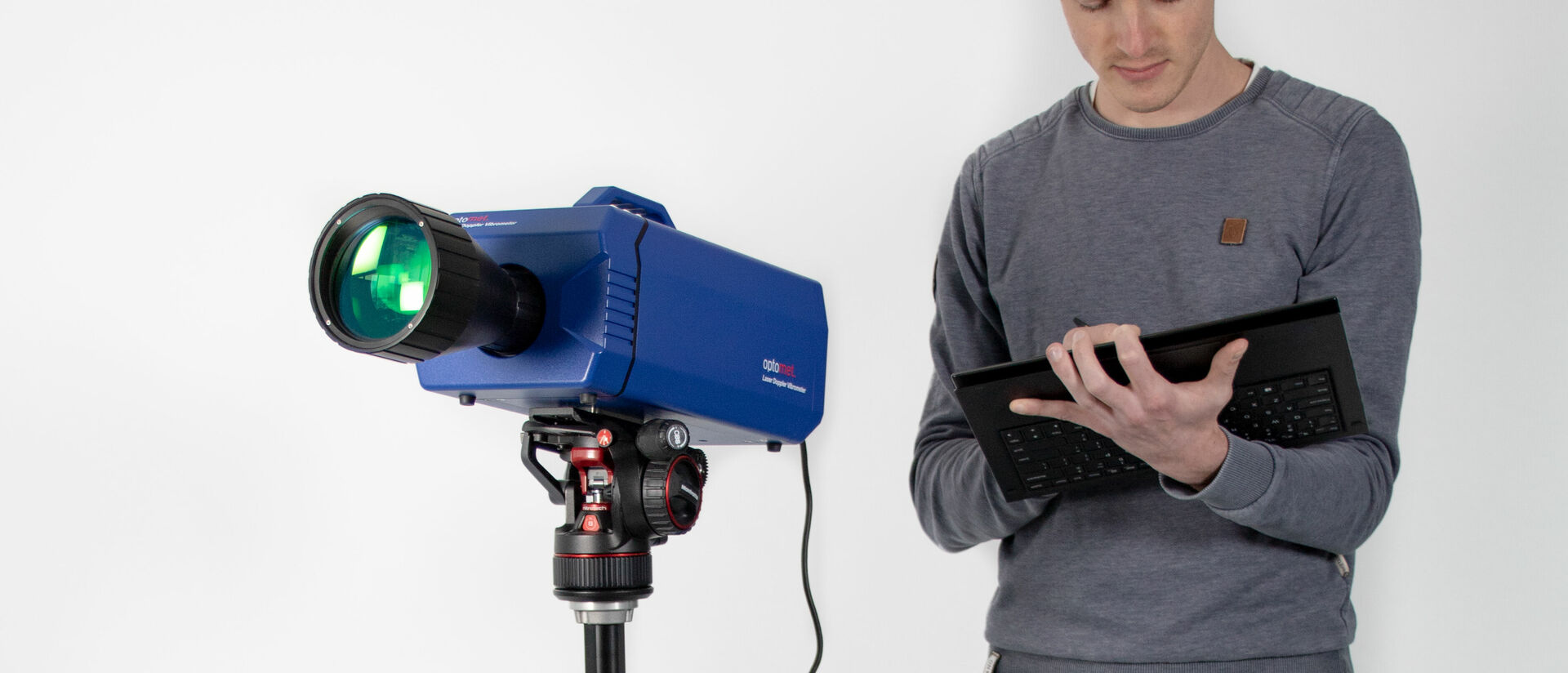 Single-point vibrometer for precise measurements